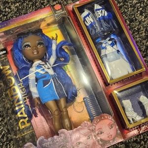 Rainbow High | Toys | Rainbow High Coco Vanderbalt Cobalt Blue | Poshmark